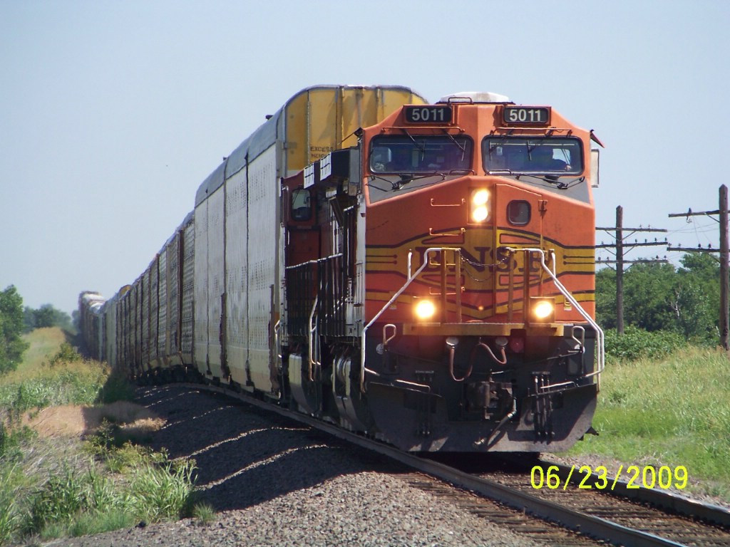 BNSF C44-9W 5011